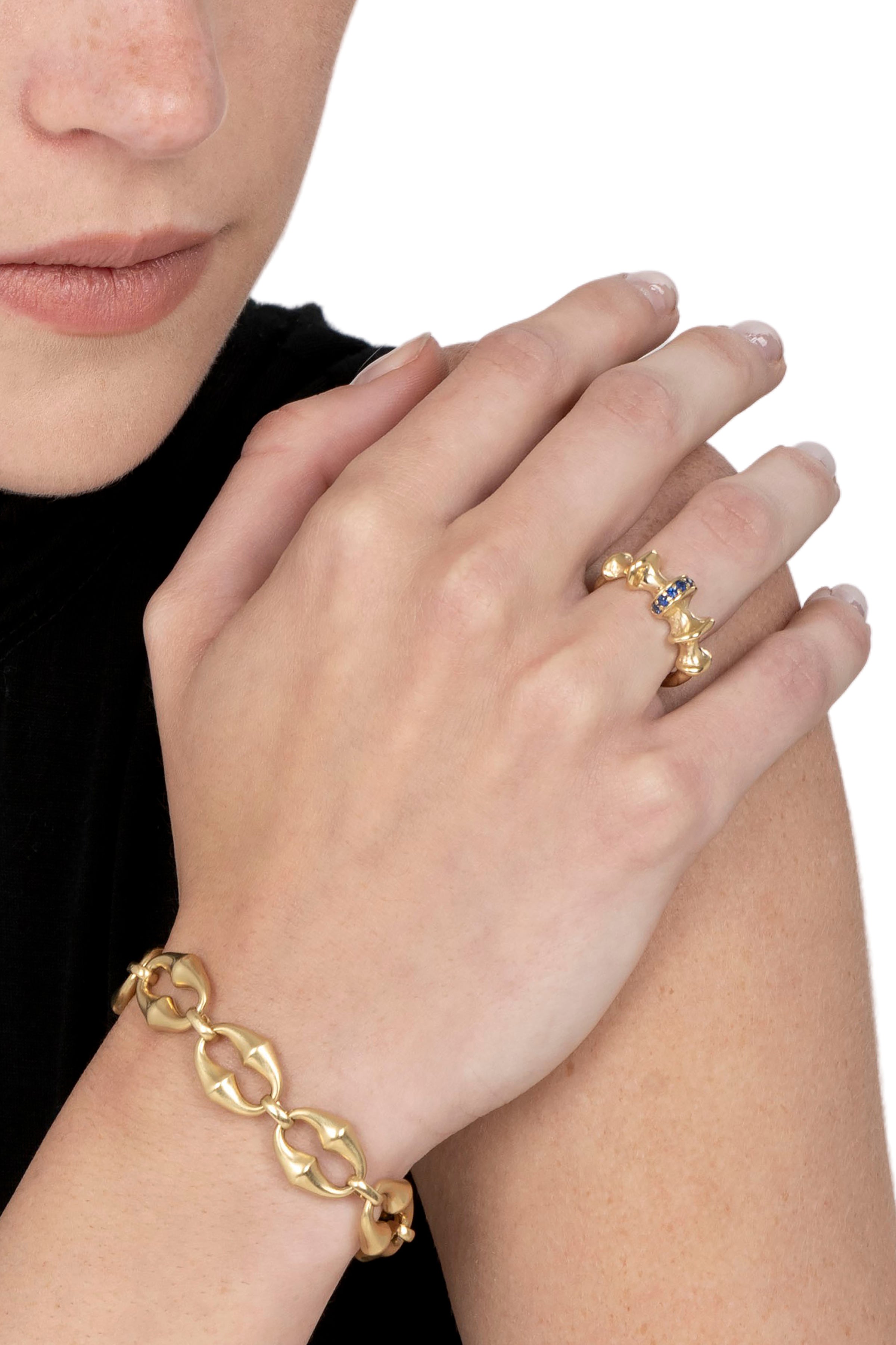 Chrona Blue Sapphire Ring | SHOP BAZAAR