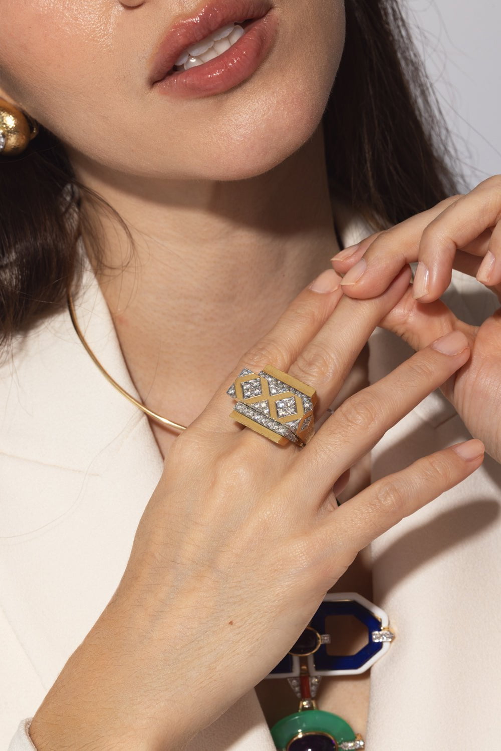 Diamond Cross Beam Ring | SHOP BAZAAR