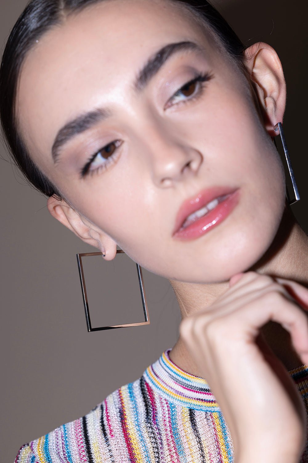 Large Square Foundation Hoop Earrings - White Gold | SHOP BAZAAR