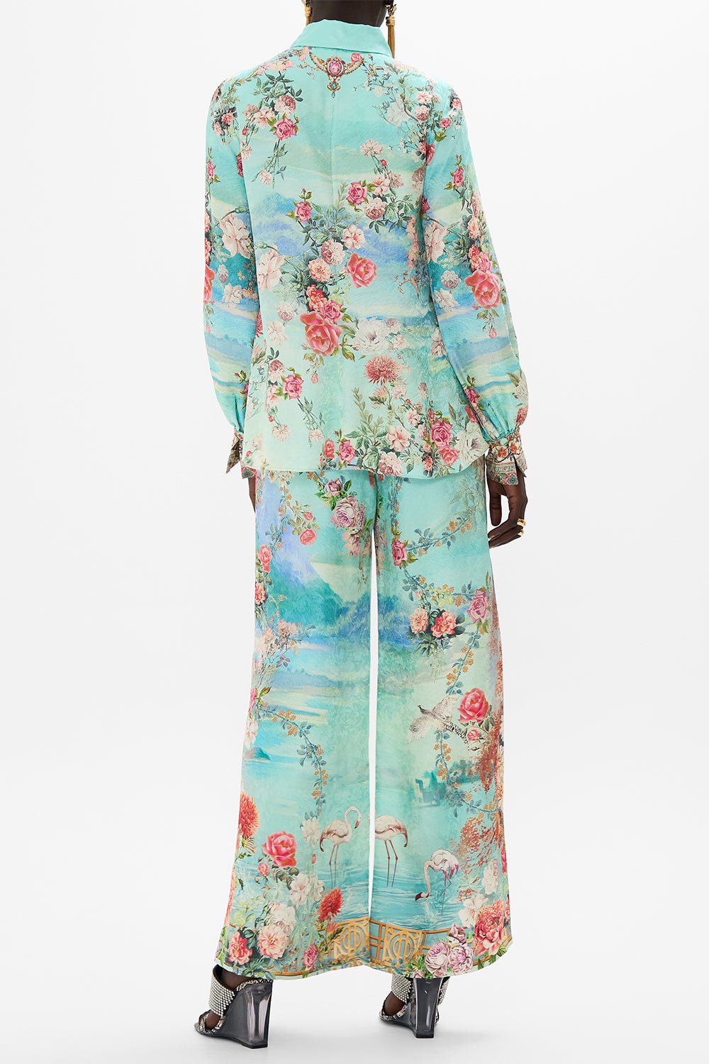 Curved Collar Blouse | SHOP BAZAAR