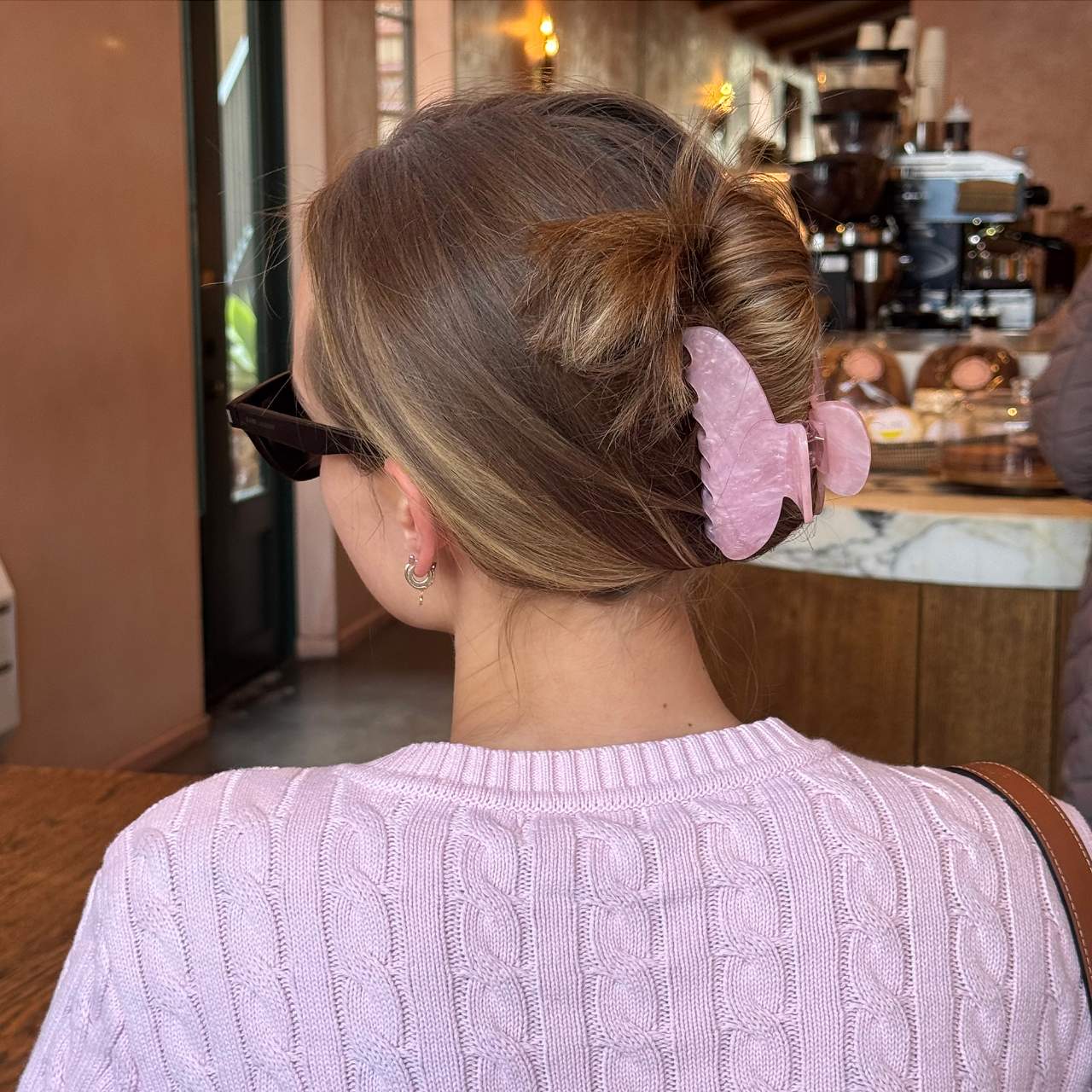 Big Effing Hair Claw Clip In Pink Sugar | SHOP BAZAAR